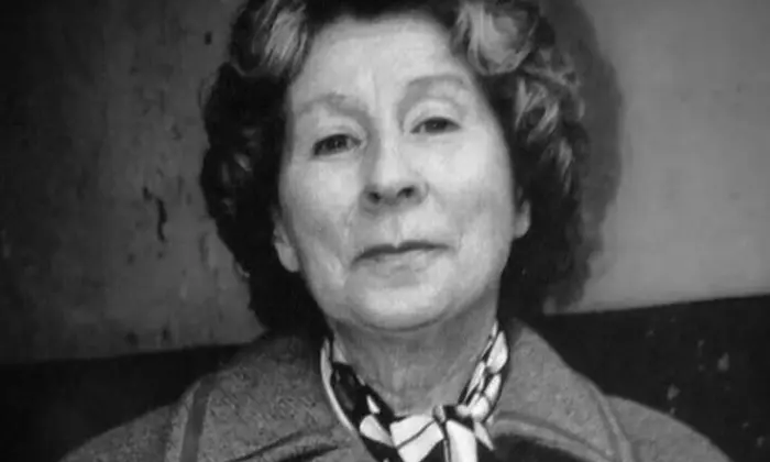 EastEnders Legend Elizabeth Kelly Dies Weeks Before Her 105th Birthday ...