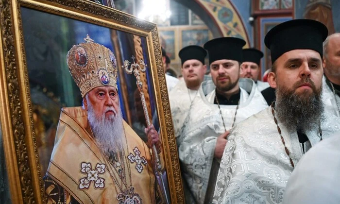 Patriarch Filaret's body arrives at cathedral: schedule for farewell ...
